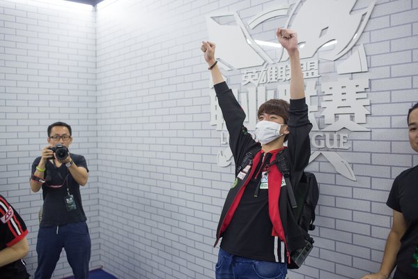 LPL总决赛解析 QG比赛经验远差LGD_17173英雄联盟专区_中国游戏第一门户站